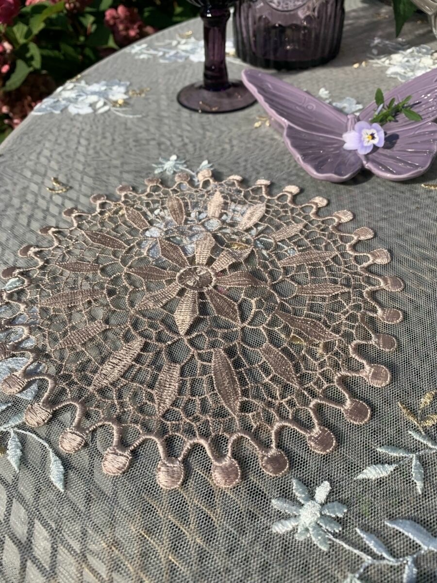 Салфетка AJOURELE PROVENCE A-739-BEG, круглая, 20x20 см, бежевая, с кружевом