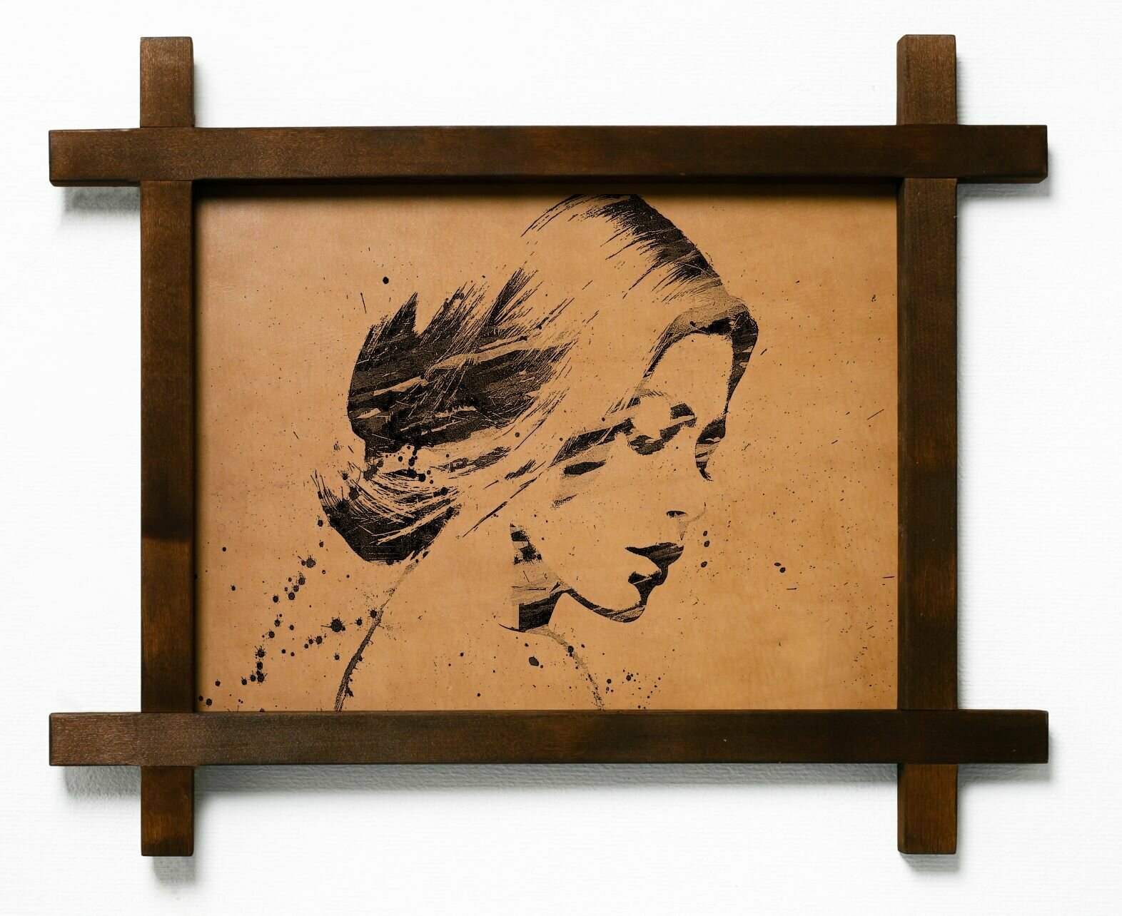 Картина интерьерная из кожи "Девушка", BoomGift