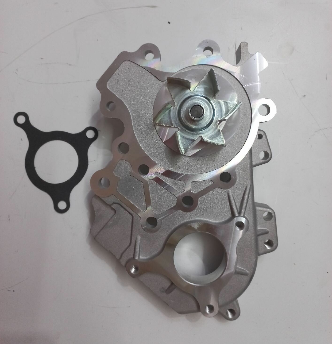 Насос водяной Great Wall Hover H5 [2.0 16V 4AT внедорожник 4X4 Turbo дизель ] 1307100ED01