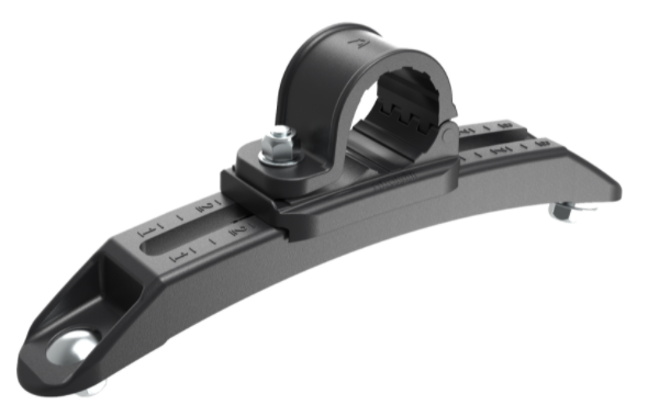 DK8148 Крепление крыла Ø=42 регулируемое пластик. в компл с крепеж (хомут,2гайки,2шайбы,2болта)