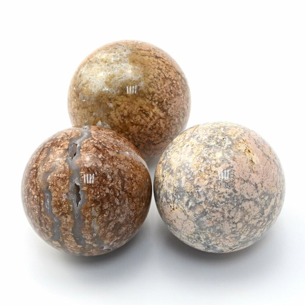 Шар из агата розового, диаметр 60-61мм .