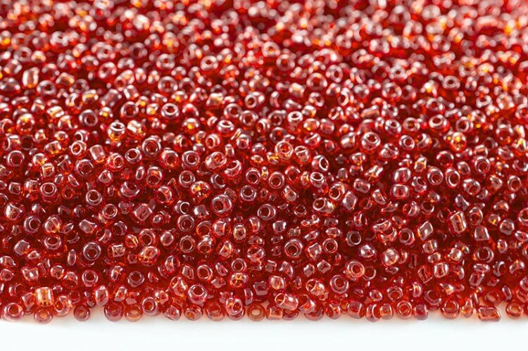 Бисер китайский круглый размер 12/0, цвет 0005 красный прозрачный, 450г