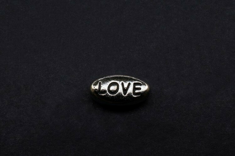 Разделительная бусина TierraCast Love 11х6х3,5мм, отверстие 0,9мм, цвет античный родий, 94-5640-60, 1шт