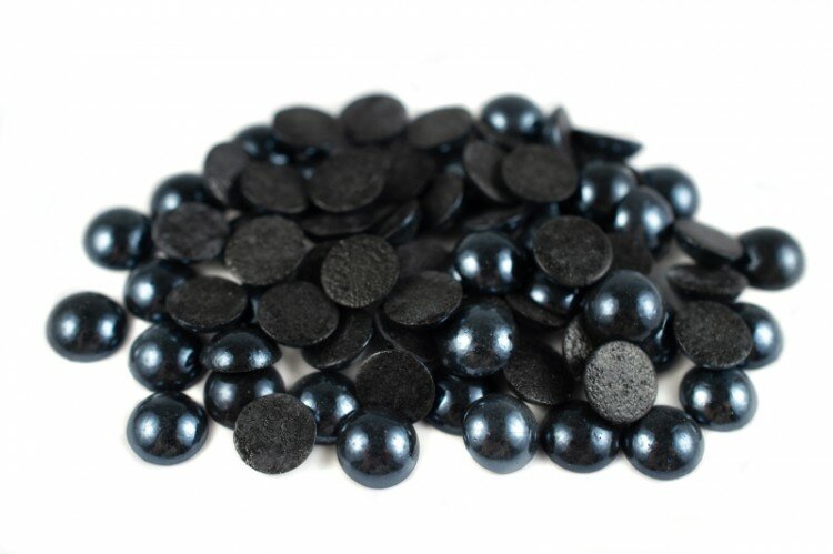 Кабошон круглый 8х3,5мм, цвет черный перламутр, стекло, 2030-028, 5г (около 23шт)