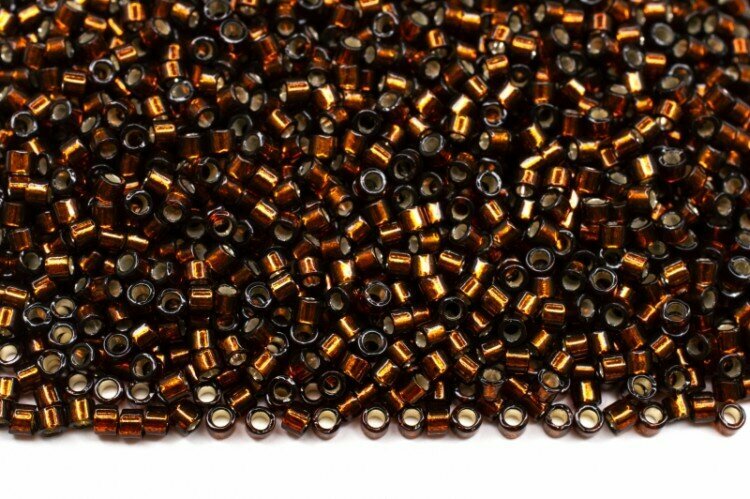 Бисер японский MIYUKI Delica цилиндр 11/0 DB-0612 дымчатый топаз, серебряная линия внутри, 5 грамм