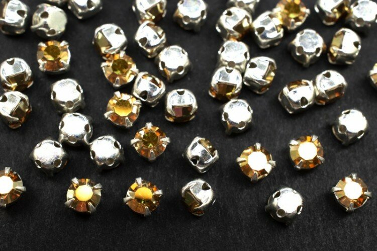 Шатоны Preciosa Maxima 4мм в оправе, цвет crystal DF Sunrise/silver, 63-072, 10шт