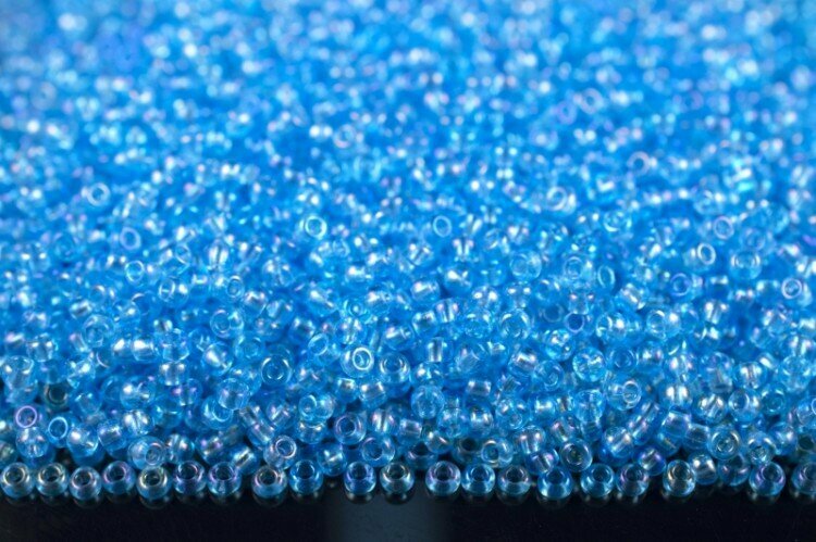 Бисер чешский PRECIOSA круглый 10/0 61000 голубой, прозрачный радужный, 1 сорт, 50г