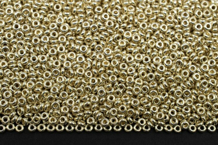 Бисер японский TOHO Demi Round 11/0 #PF0558 алюминий, Permanent Finish гальванизированный, 5 грамм
