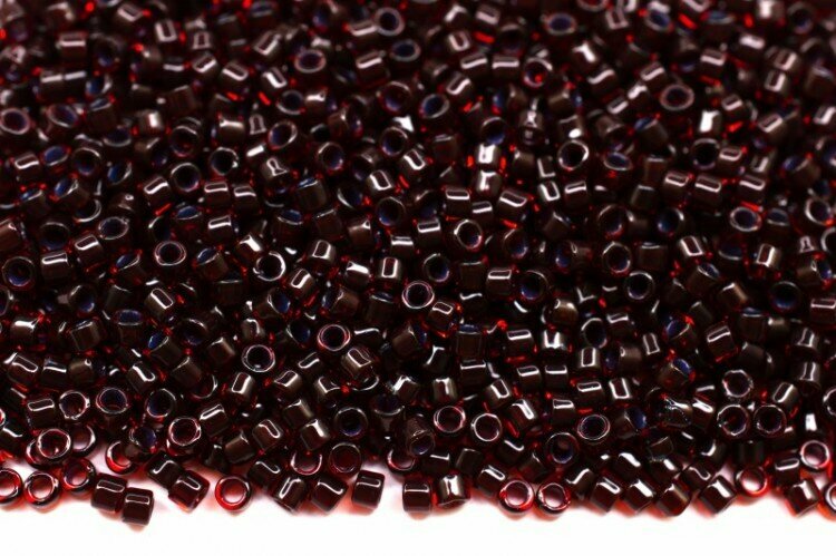 Бисер японский TOHO Treasure цилиндрический 11/0 #2153 рубин/красный, окрашенный изнутри, 5 грамм