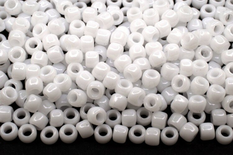Бисер японский TOHO круглый 8/0 #0041 белый, непрозрачный, 10 грамм