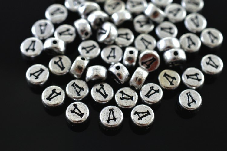 Бусина с русской буквой Д 7х4мм, отверстие 1мм, цвет серебро/черный, 540-144, 2шт