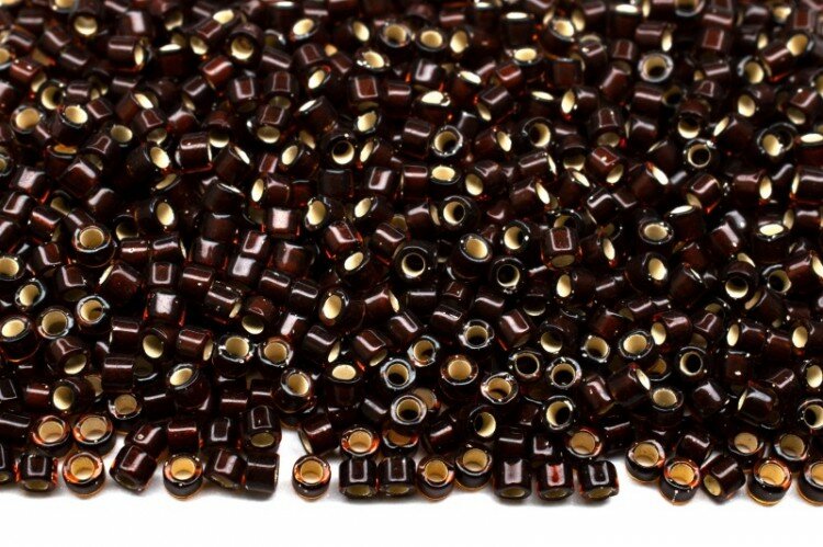 Бисер японский MIYUKI Delica цилиндр 11/0 DB-1684 коричневый, внутренний светлый прокрас, 5 грамм