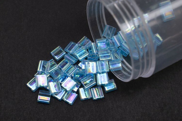 Бисер японский MIYUKI TILA #0260 вода, радужный прозрачный, 5 грамм