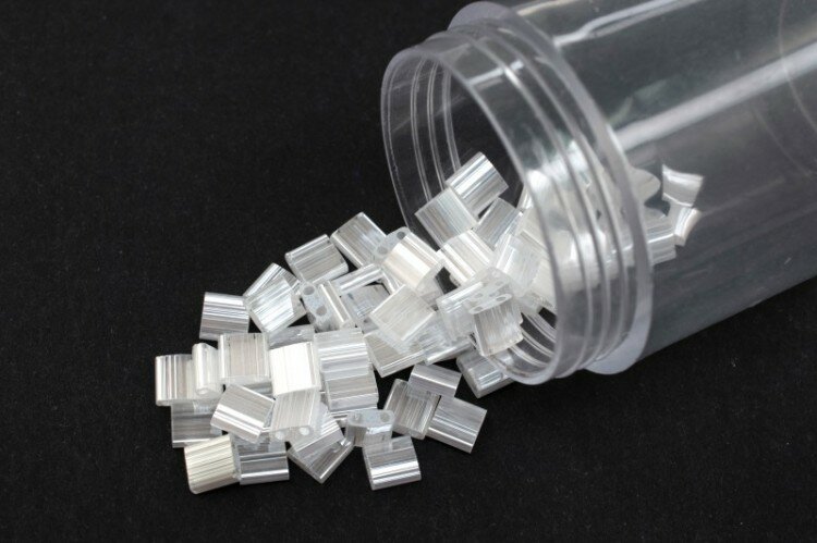 Бисер японский MIYUKI TILA #2548 хрусталь, шелк/сатин, 5 грамм