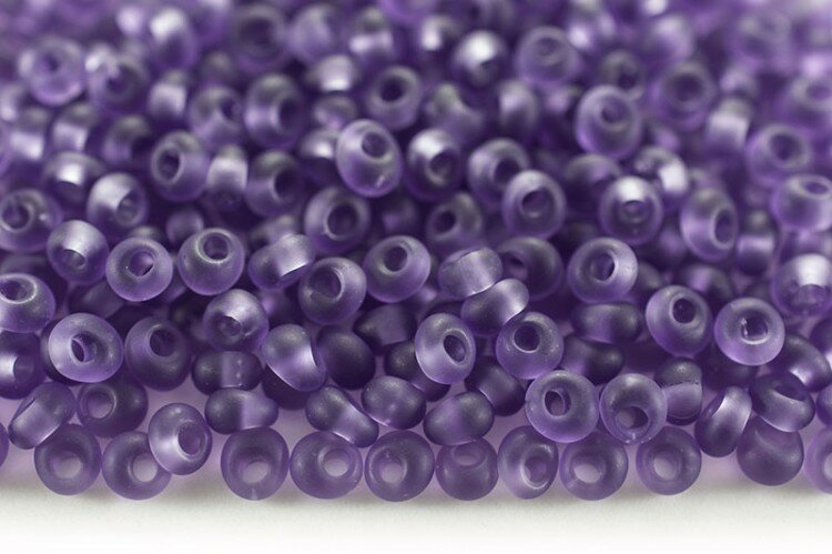 Бисер японский TOHO Magatama 3мм #0019F сахарная слива, матовый прозрачный, 5 грамм