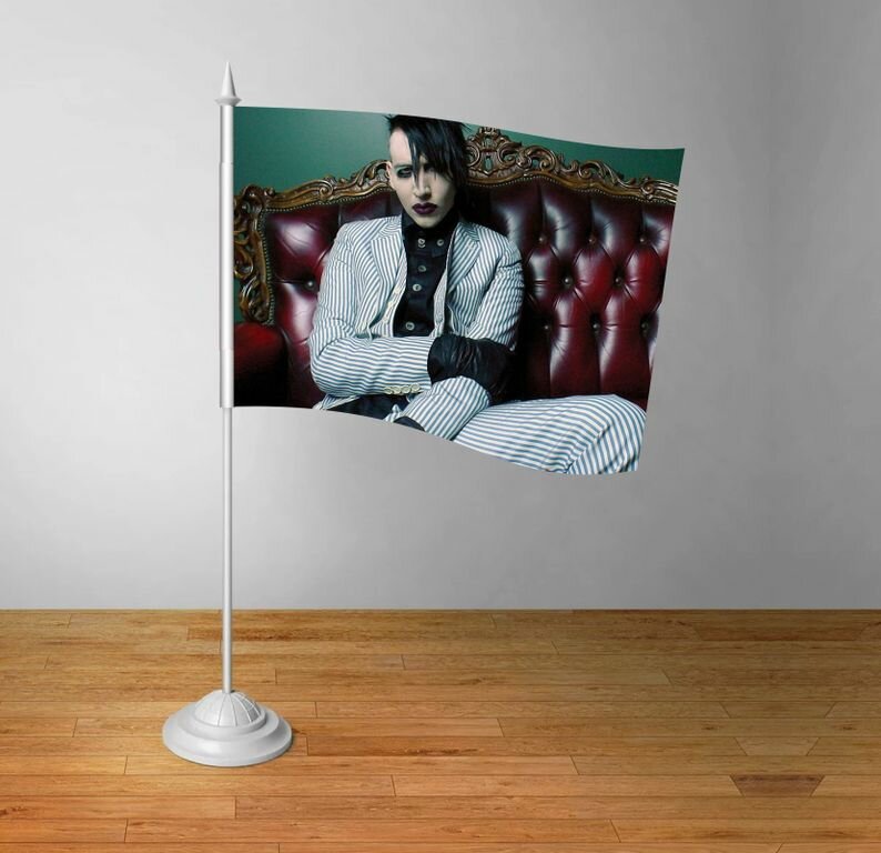 Флажок Marilyn Manson, Мэрилин Мэнсон №10