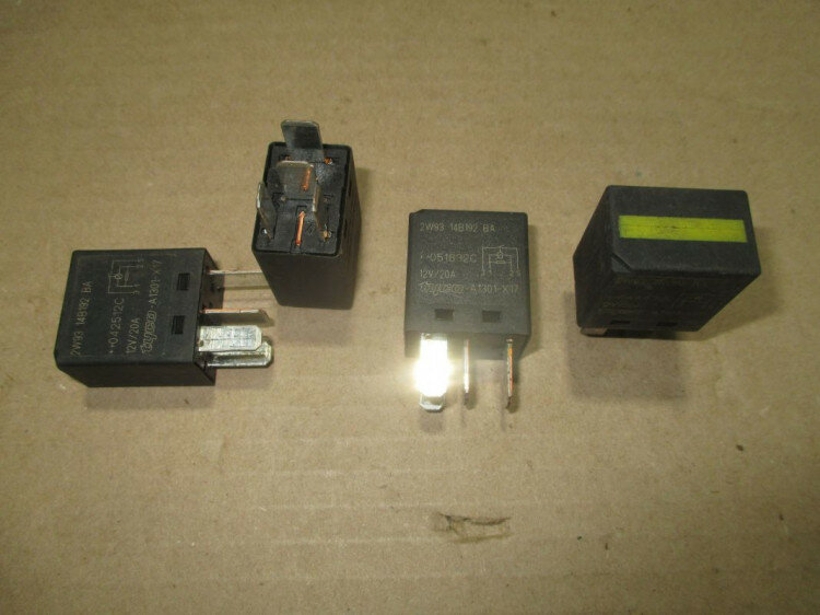 Реле 2W9314B192BA 1425751, 4419201 V23074 Форд Фокус 2 Фьюжен