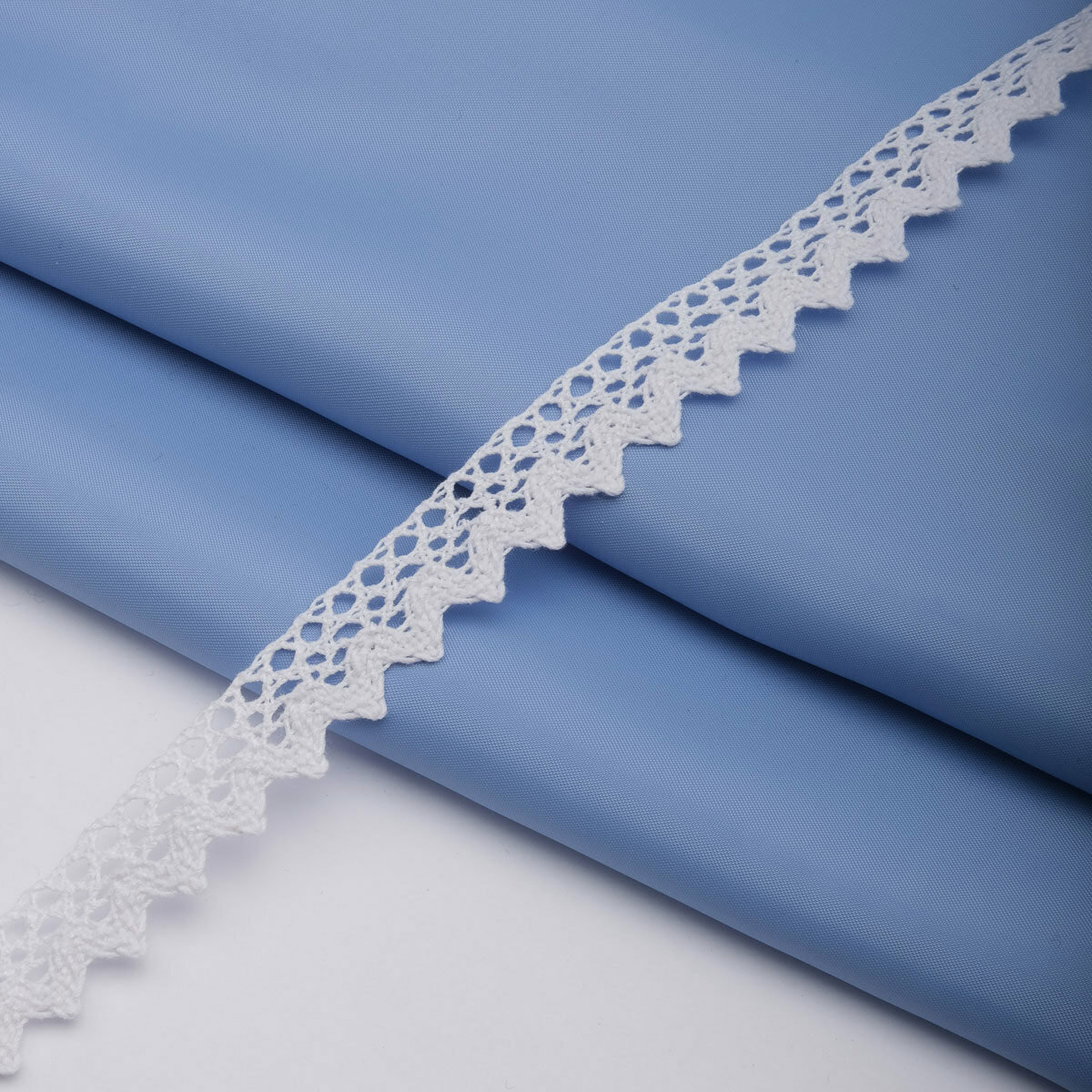 Кружево для рукоделия и шитья хлопок, 16 мм*5 м, белое, Красная лента