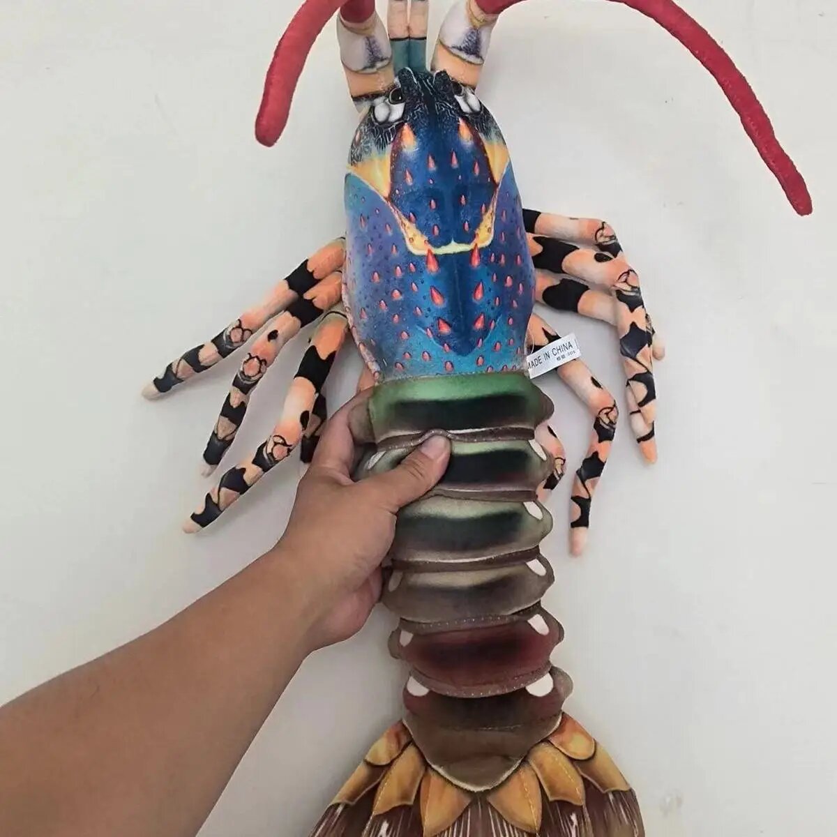 Большой плюшевый омар BLUE