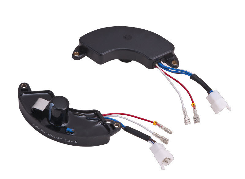 AVR (Автоматический Регулятор Напряжения) 6 кВт 220 В пластиковый корпус 141004