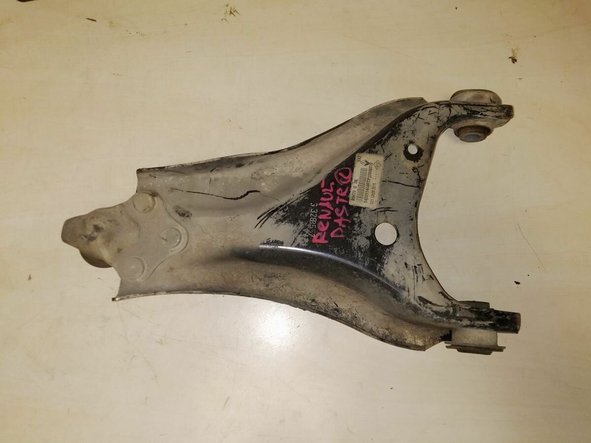 Рычаг подвески передний левый Renault Duster 545011464R