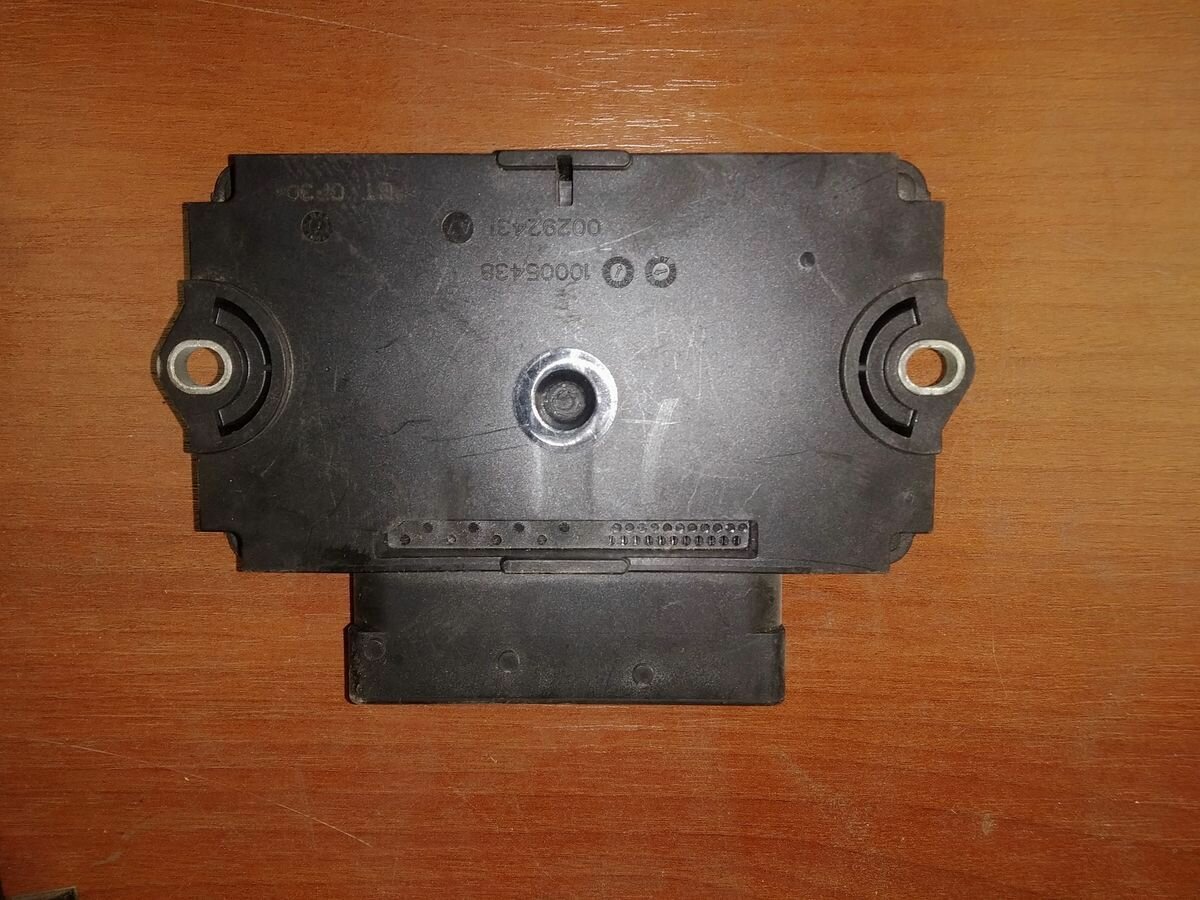 Блок стояночного тормоза Volkswagen Touareg 7P NF 7P0907801F