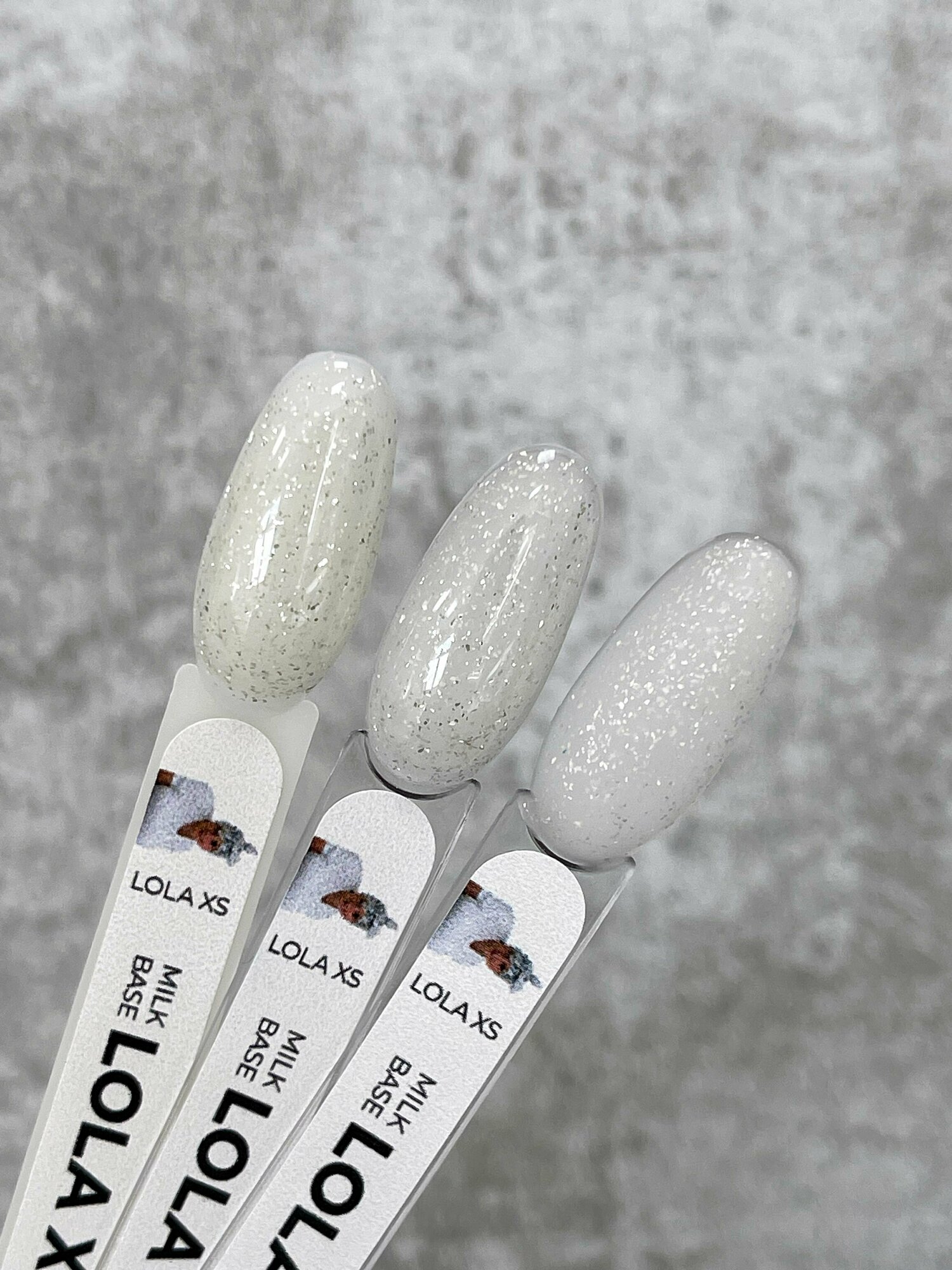 Lola XS. Молочная база для ногтей, основа для гель-лака. 15г.