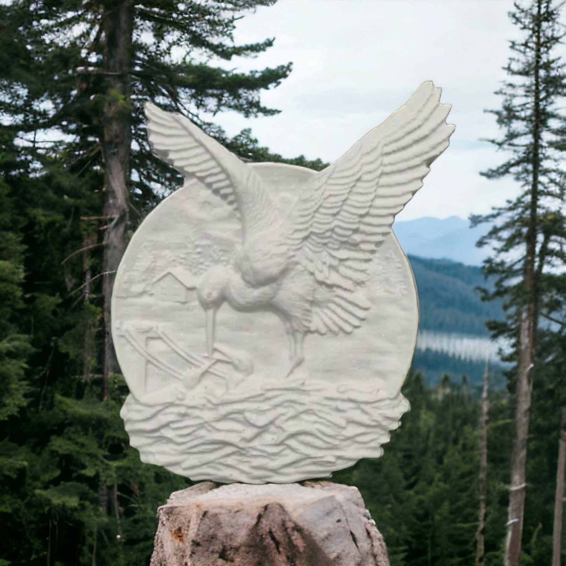 Панно, сувенир Аист, птица из гипса. Декор для дома, офиса, кафе.