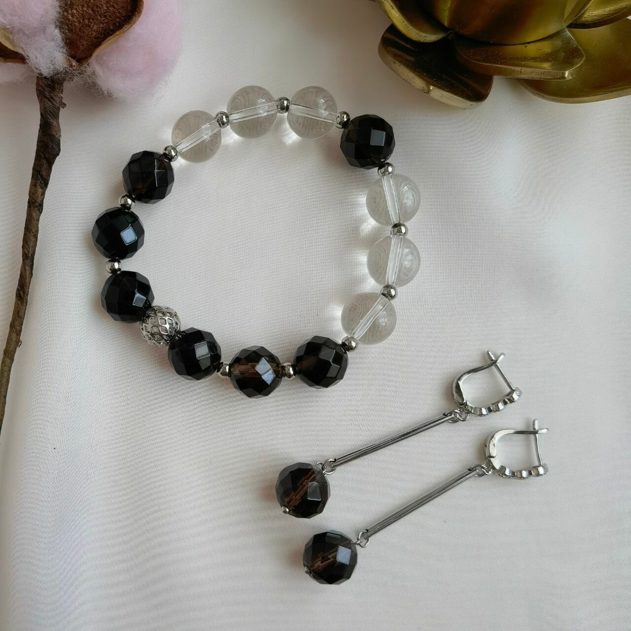 Комплект бижутерии: серьги, браслет, раухтопаз, горный хрусталь