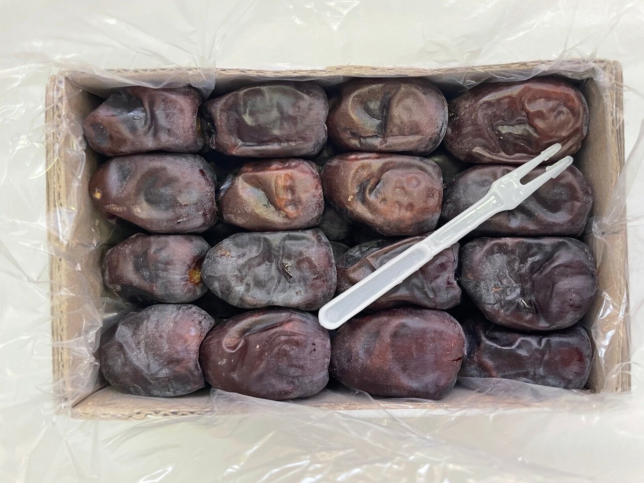 Финики иранские "ширин"-500 грамм.