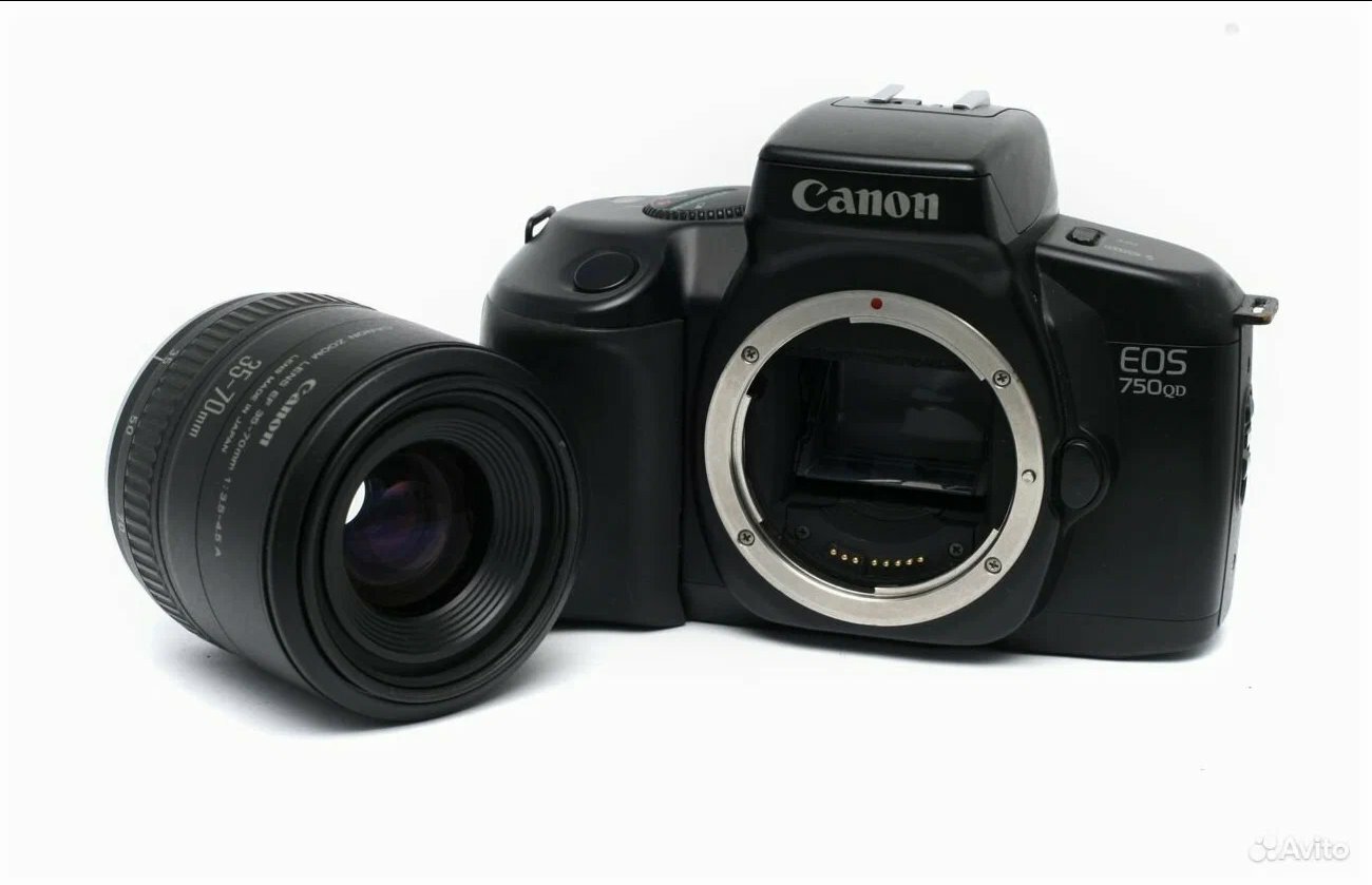 Canon EOS 750QD + Canon Zoom EF 35-70mm f3.5-4.5 A