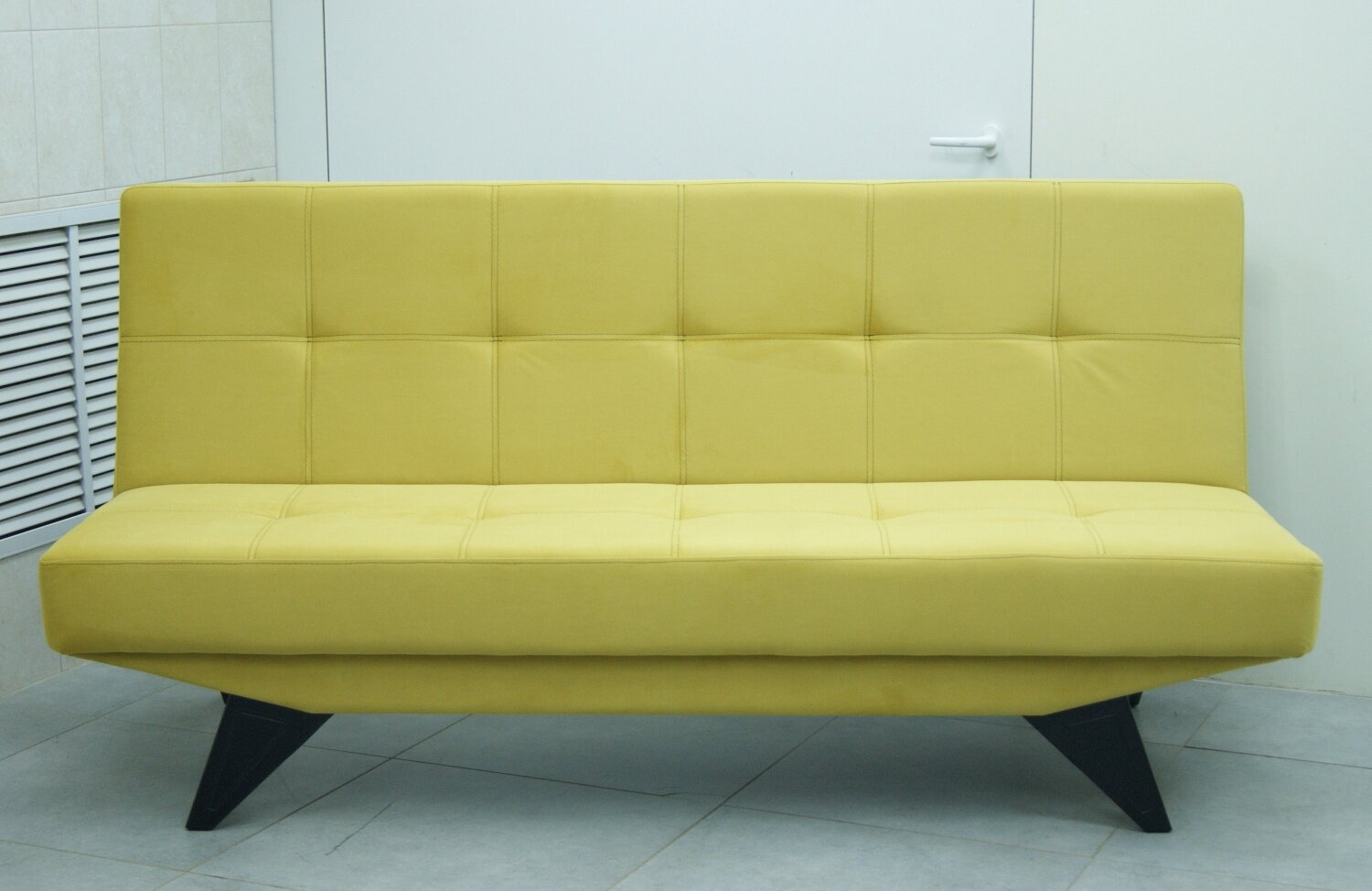 Прямой диван Хагенен желтый Велюр, книжка, 190х86х94 см