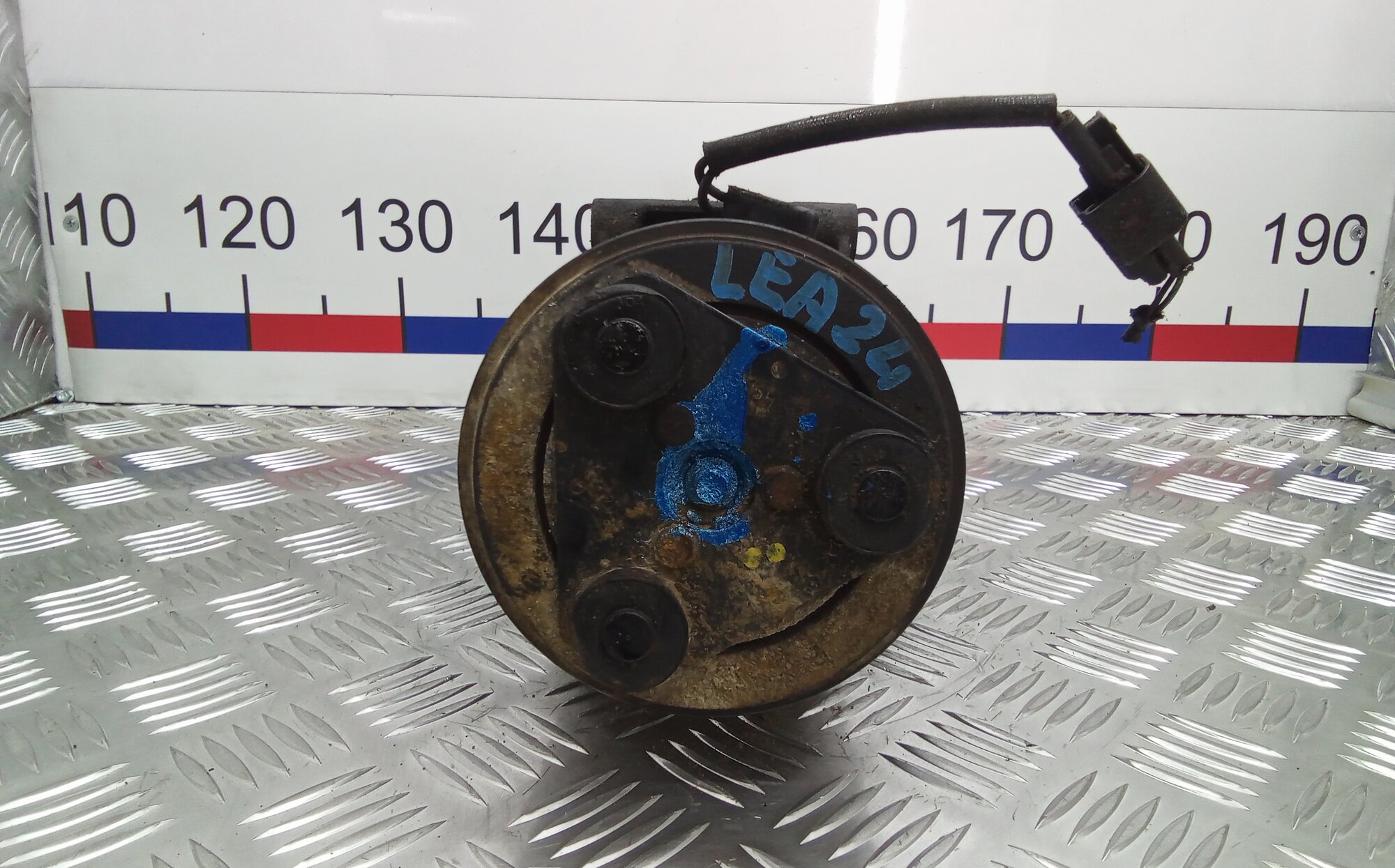 Компрессор кондиционера дизельный FORD KUGA 1