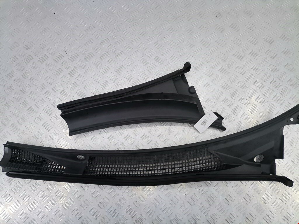 Дождевик (жабо) Subaru Forester 1 (SF) 91160FC030 арт. 1716877