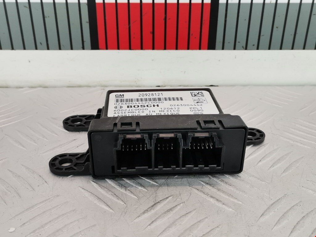 Блок управления парктрониками Cadillac SRX 2 20928121 арт. 1470733