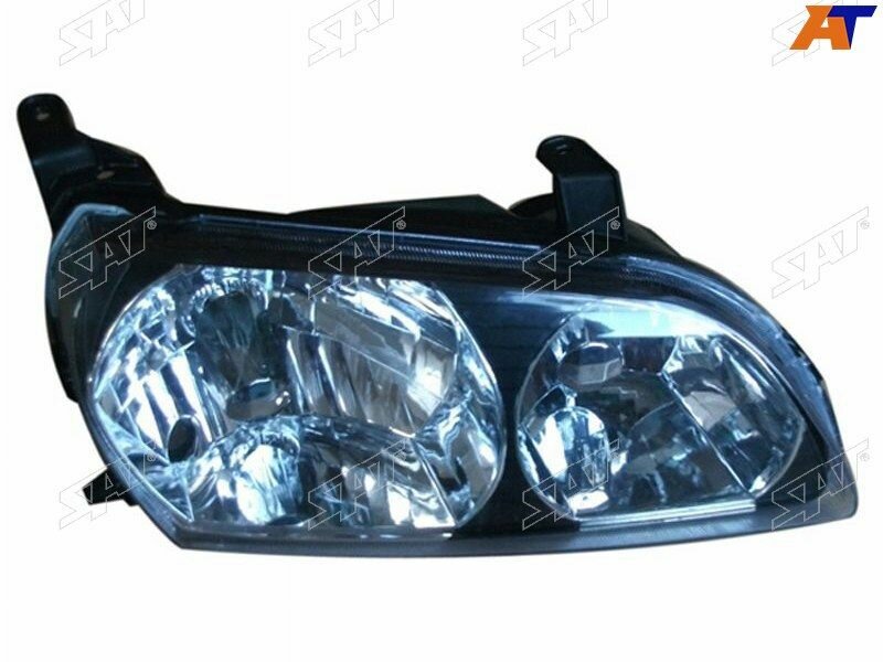 . SAT Фара для TOYOTA IPSUM 1998-2001гв правая