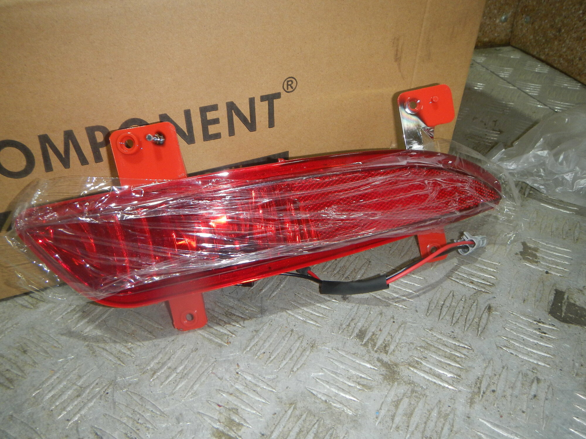 Б/У Фонарь задний противотуманный правый, Geely (Джили)-EMGRAND EC7 (09-13) GEELY EMGRAND EC7 (09-13) Новый, дубликат. 4...