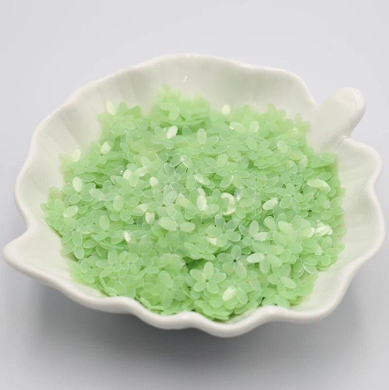 Пайетки Seuiqns цветочные 10 мм 800 шт Изумрудный, Matte Green