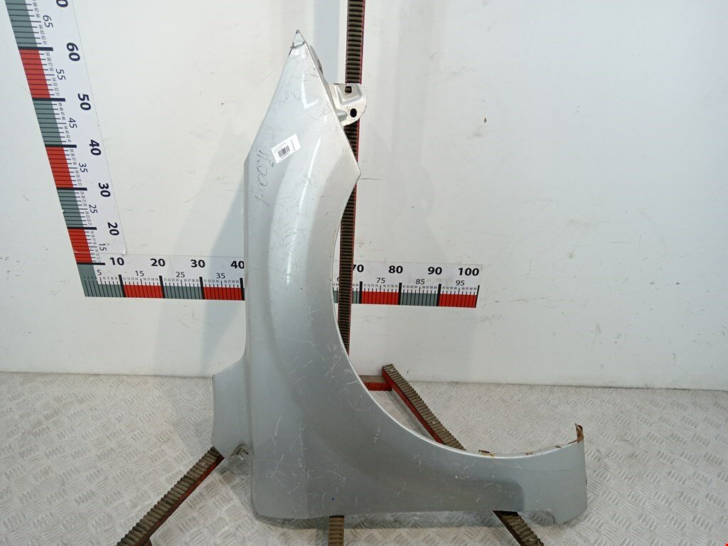 Крыло переднее правое Ford Focus 2 1521596 арт. 2216235