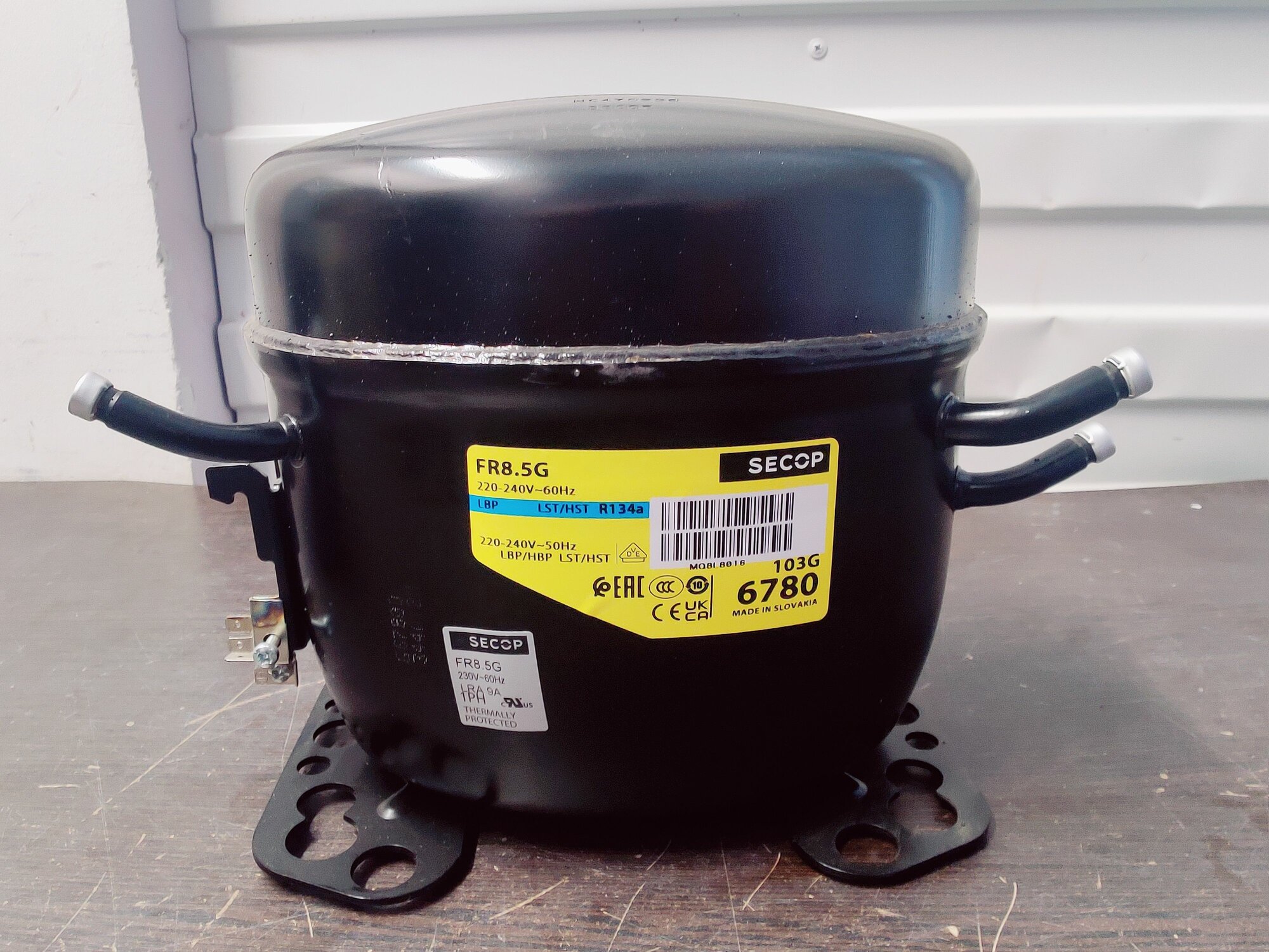 Компрессор FR 8.5 G R-134A 434Вт код 103G6780 LBP, MBP Secop