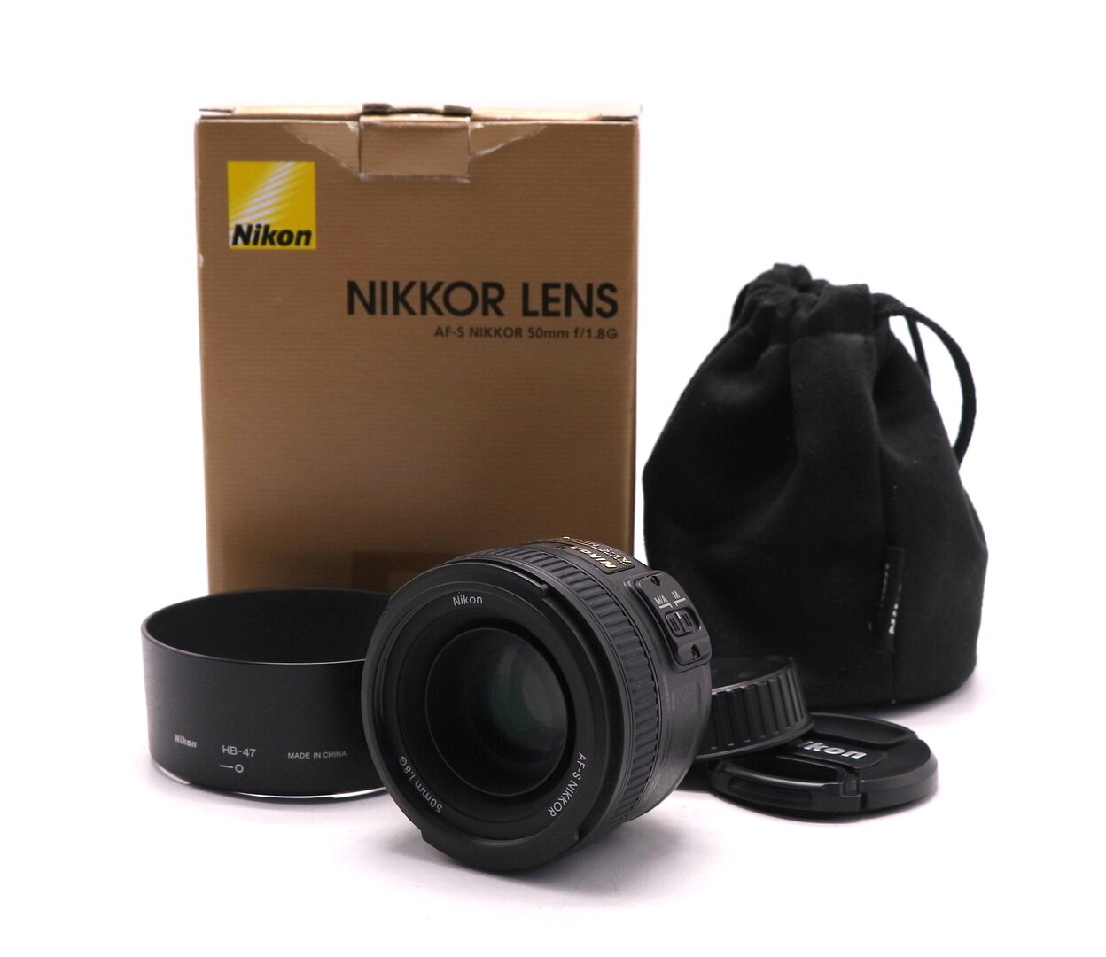Объектив Nikon 50mm f/1,8G AF-S Nikkor в упаковке