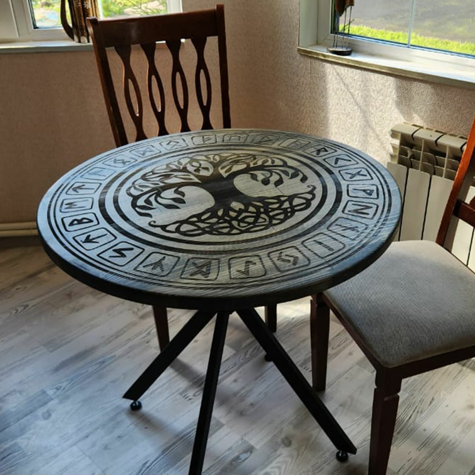 Стол обеденный из массива сосны с рисунком "Древо"