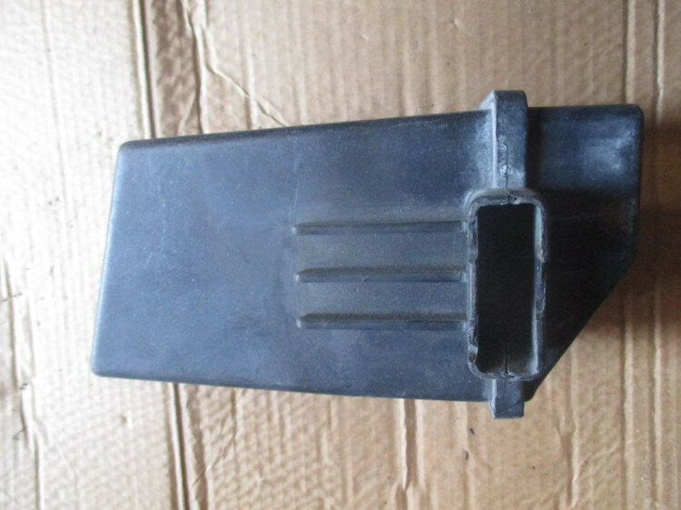 Воздушного фильтра - Резонатор 98AB9F763MA Форд Фокус 1 USA мотор 2 литра Split Port