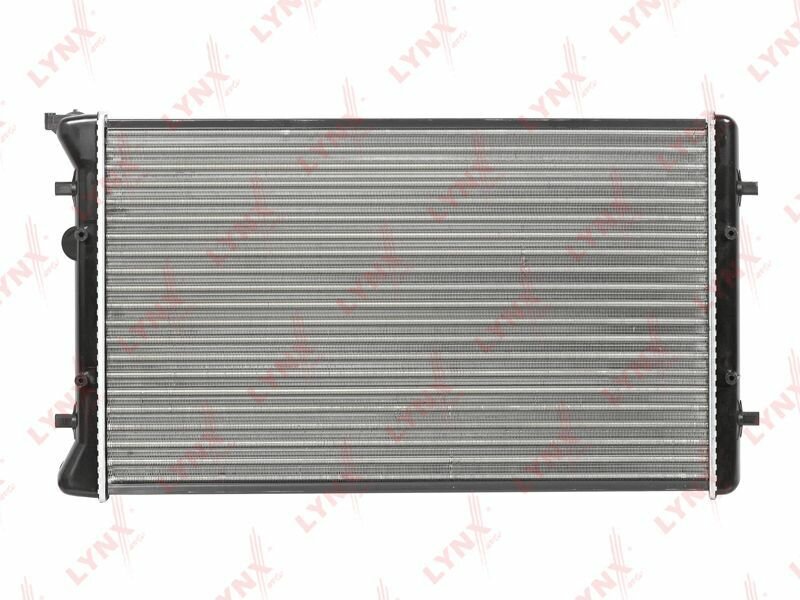 LYNXauto Радиатор охлаждения двигателя для Skoda Octavia , VW Golf IV (96-) 1.4i, 1.6i, 1.8i, 1.9SDi, 1.9TDi, 2.0i AT, MT