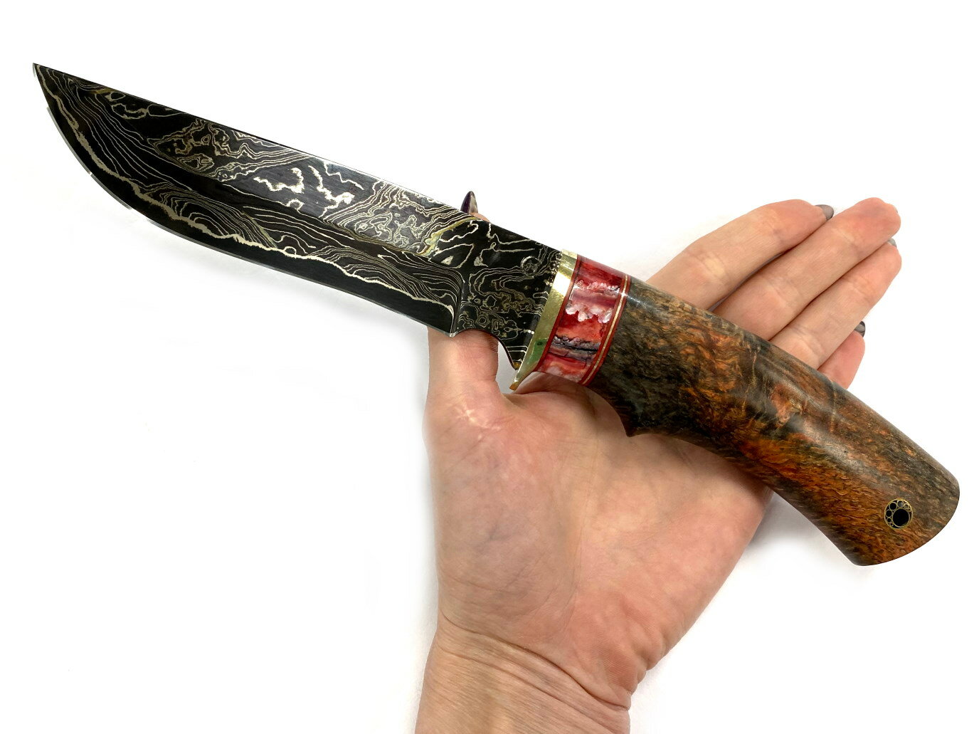 Нож Галеон, ламинированная дамасская сталь, мельхиор, зуб мамонта, стаб. карел. береза