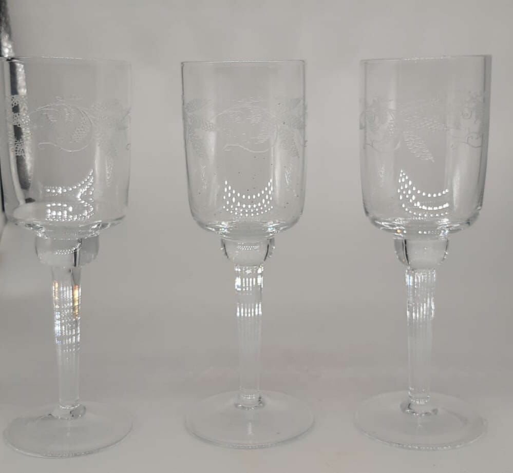 Винтажный советский набор бокалов из стекла с рисунком, 3 шт. СССР