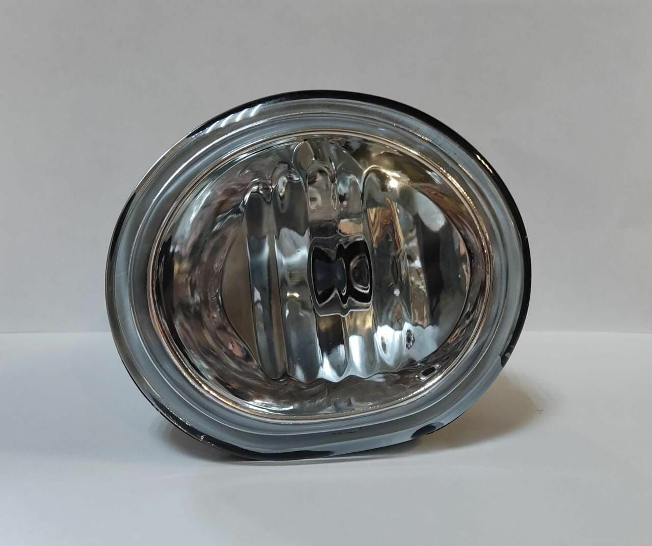 Противотуманная фара Toyota Matrix, Pontiac Vibe, Toyota Voltz левая