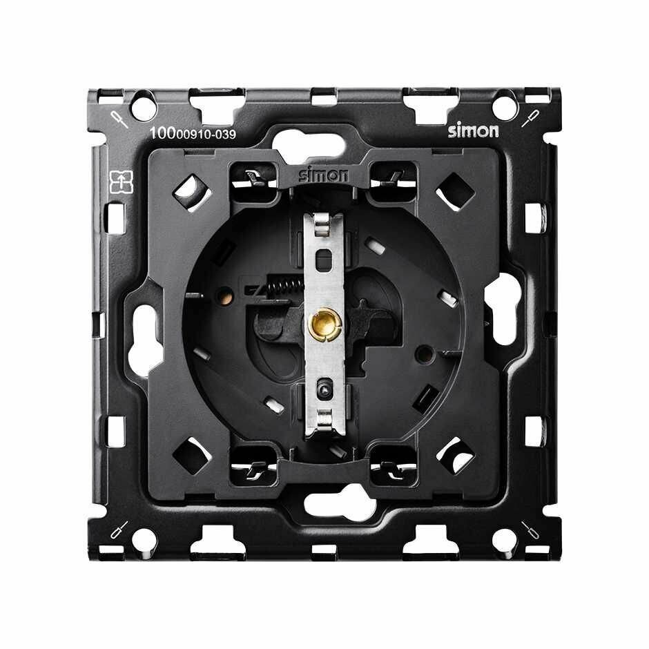 Кит на 1 пост, механизмы: 1 розетка Schuko 2Р+Е 16A 250В + суппорт Simon 100, 10010105-039