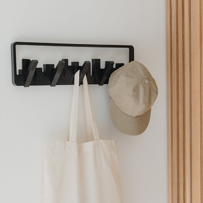 Вешалка настенная Umbra Skyline, Черная