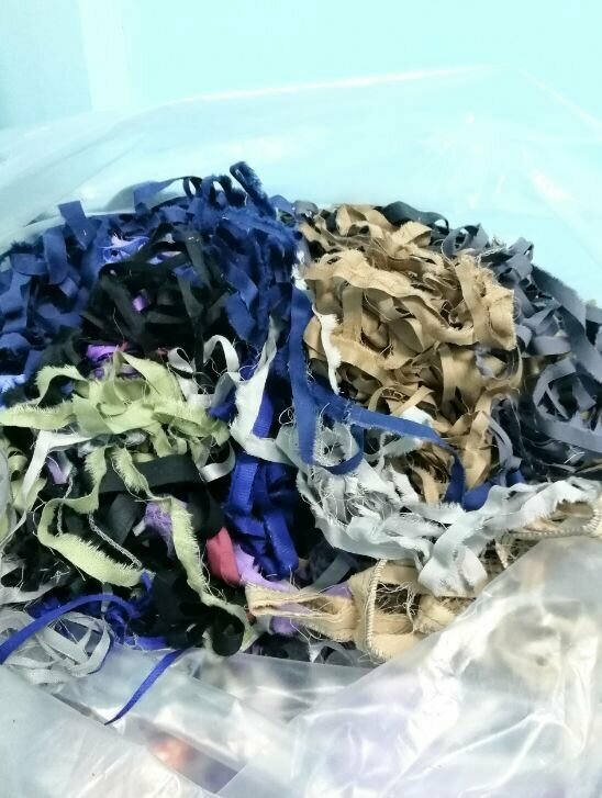 Ветошь - Р - М - разноцветные лоскуты (обрезь) узкие (100% хлопок) - 10 КГ